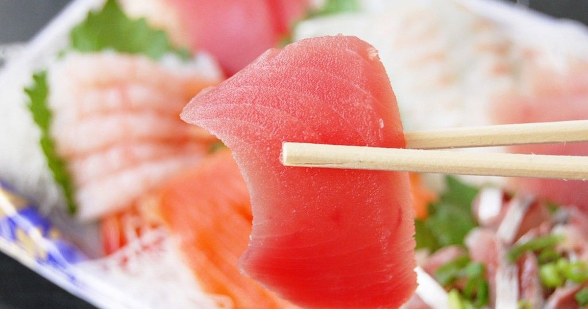 そのまま食べたらもったいない！スーパーのお刺身を"プロ級"に仕上げる簡単テク【試してみた】｜暮らしニスタ